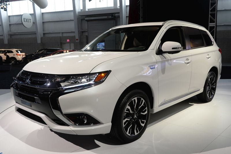 2017 Mitsubishi Outlander Review, Price, Specs, Release date, Interior