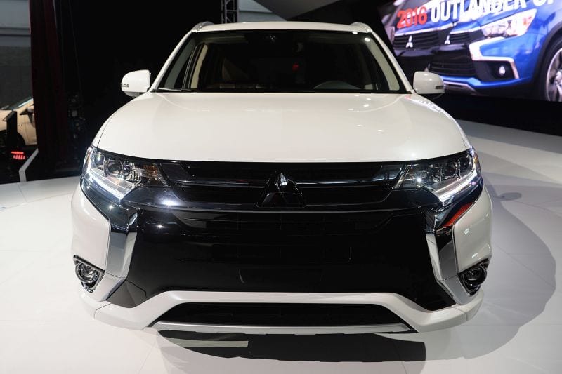 2017 Mitsubishi Outlander Review, Price, Specs, Release date, Interior