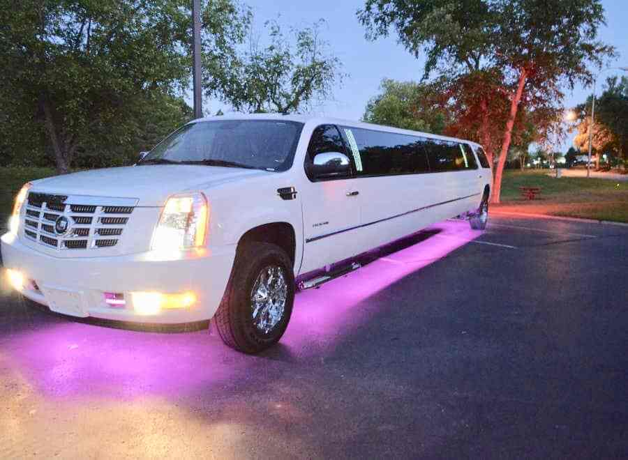 Top 3 Reasons to Book a Limo Service When Visiting Nashville, TN ...