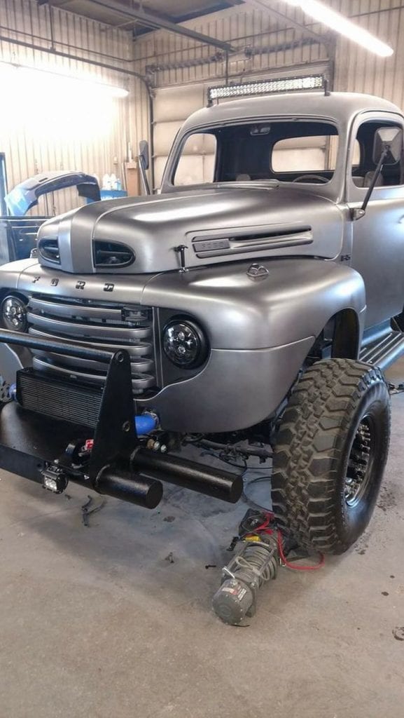 Take a look at these amazing Ford truck modifications - carsoid.net