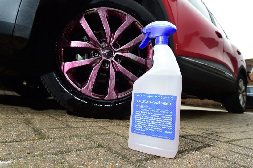 5 Ways to Clean Your Alloy Wheels in 2020 - carsoid.net