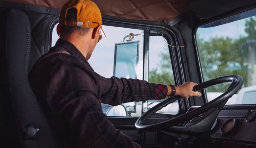 8 Important Things You Should Know About a Career in Trucking - carsoid.net