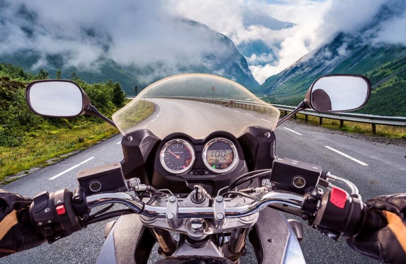 What Are Wind Deflectors And How They Influence Riding Bikes? - carsoid.net
