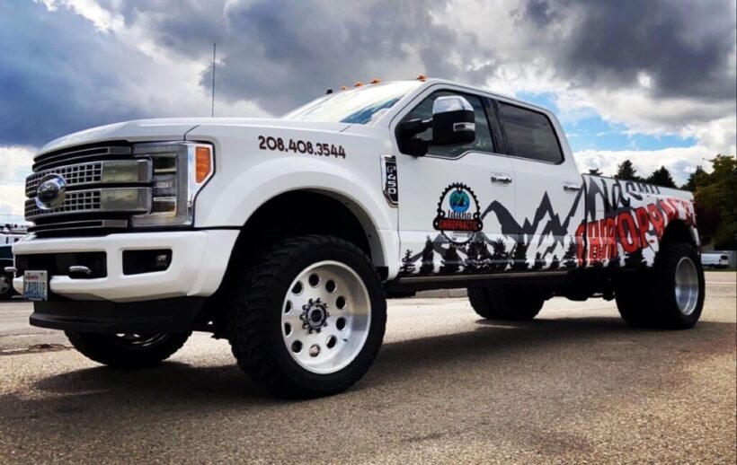 What to Consider When Choosing a Commercial Vehicle Wrap Provider ...