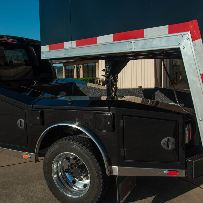 Top 14 Must-Have Features in a Gooseneck Enclosed Trailer - carsoid.net