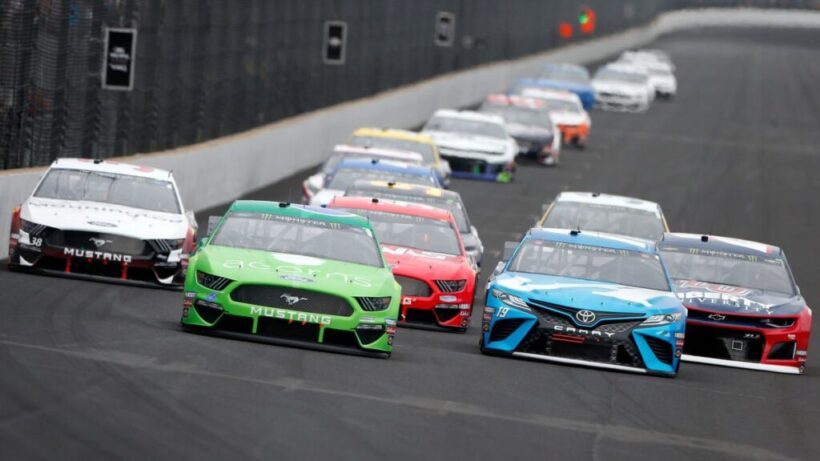 How To Become An Expert In Auto Racing Strategy And Tactics - carsoid.net